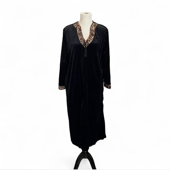 Cinema Etoile | Intimates & Sleepwear | Cinema Etoile House Dress Black ...